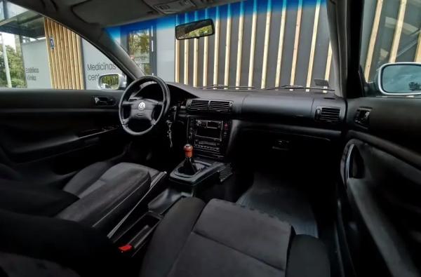 Grey Volkswagen Passat B5 1998 in Riga, with an engine capacity of 1.90 L and mileage of 366 thousand km for 1290 €, photo 6 on AUTOMOTO.COM.LV