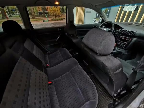 Grey Volkswagen Passat B5 1998 in Riga, with an engine capacity of 1.90 L and mileage of 366 thousand km for 1290 €, photo 7 on AUTOMOTO.COM.LV