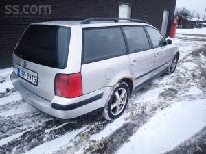Pelēks Volkswagen Passat B5 1999 Gulbene, ar dzinēja tilpumu 1.90 L un nobraukumu 470 tūkst. km par 800 €, foto 3 vietnē AUTOMOTO.COM.LV