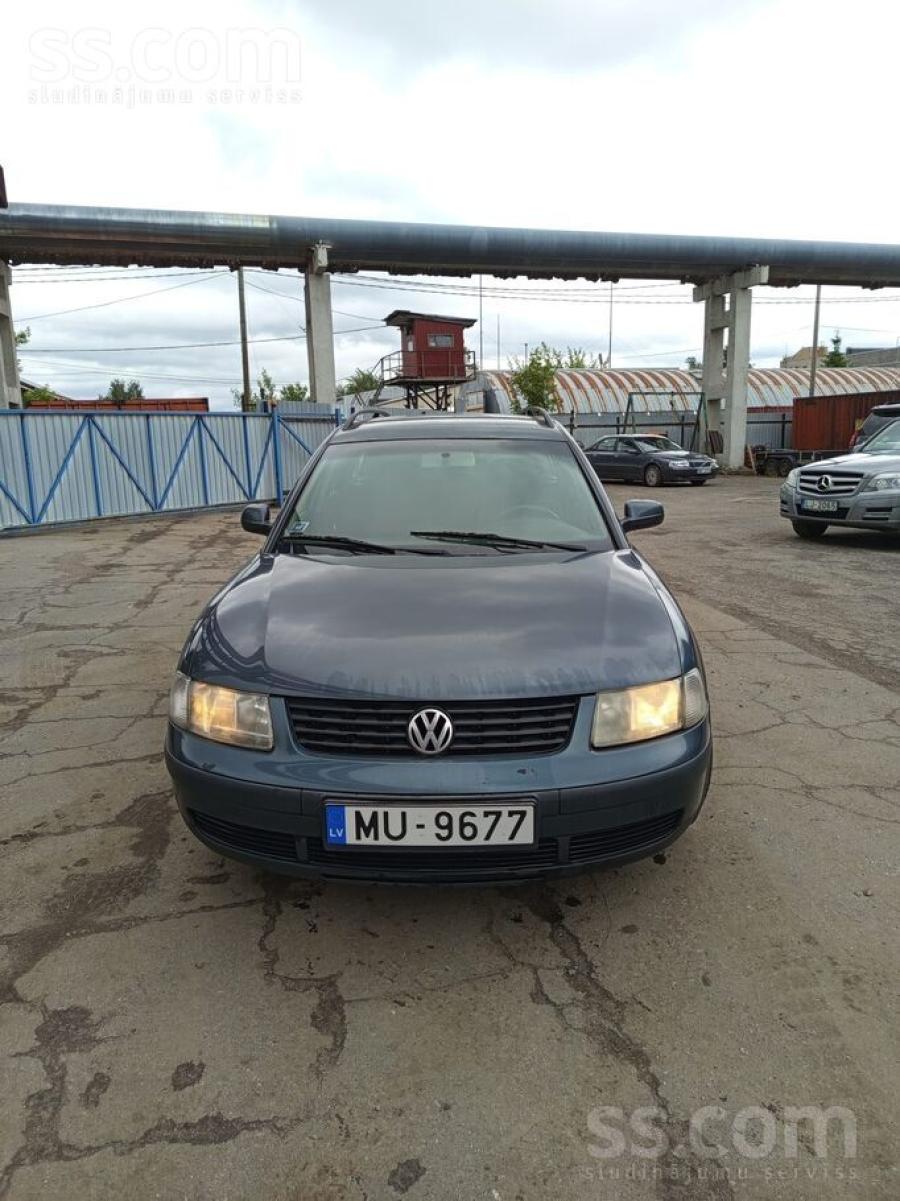 Pelēks Volkswagen Passat B5 1999 Rīga, ar dzinēja tilpumu 1.90 L un nobraukumu 382 tūkst. km par 500 €, foto 1 vietnē AUTOMOTO.COM.LV
