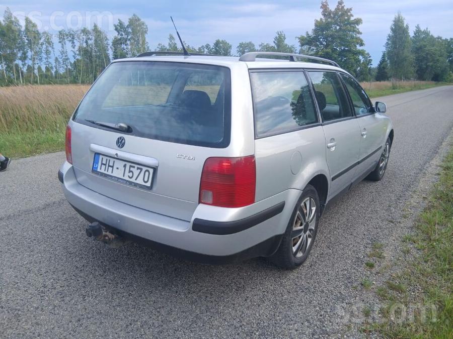 Pelēks Volkswagen Passat B5 1999 Rēzekne, ar dzinēja tilpumu 1.90 L un nobraukumu 351 tūkst. km par 1050 €, foto 4 vietnē AUTOMOTO.COM.LV