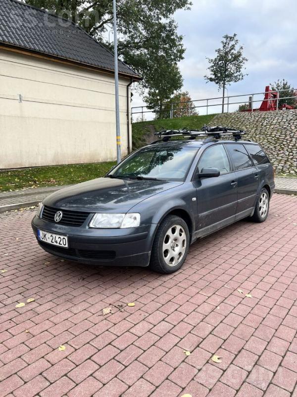 Grey Volkswagen Passat B5 1999 in Liepaja, with an engine capacity of 1.60 L and mileage of 351 thousand km for 750 €, photo 1 on AUTOMOTO.COM.LV