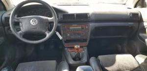 Grey Volkswagen Passat B5 2000 in Valmiera, with an engine capacity of 1.90 L and mileage of 465 thousand km for 1000 €, photo 10 on AUTOMOTO.COM.LV