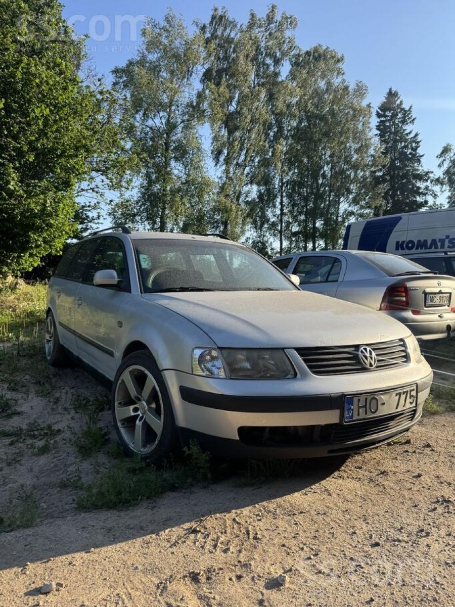 Pelēks Volkswagen Passat B5 2000 Saldus, ar dzinēja tilpumu 1.90 L un nobraukumu 350 tūkst. km par 750 €, foto 1 vietnē AUTOMOTO.COM.LV