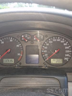 Pelēks Volkswagen Passat B5 2000 Rīga, ar dzinēja tilpumu 1.90 L un nobraukumu 307 tūkst. km par 1390 €, foto 10 vietnē AUTOMOTO.COM.LV
