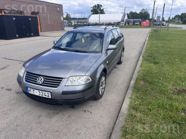 Pelēks Volkswagen Passat B5 2001 Jelgava, ar dzinēja tilpumu 1.90 L un nobraukumu 288 tūkst. km par 700 €, foto 3 vietnē AUTOMOTO.COM.LV