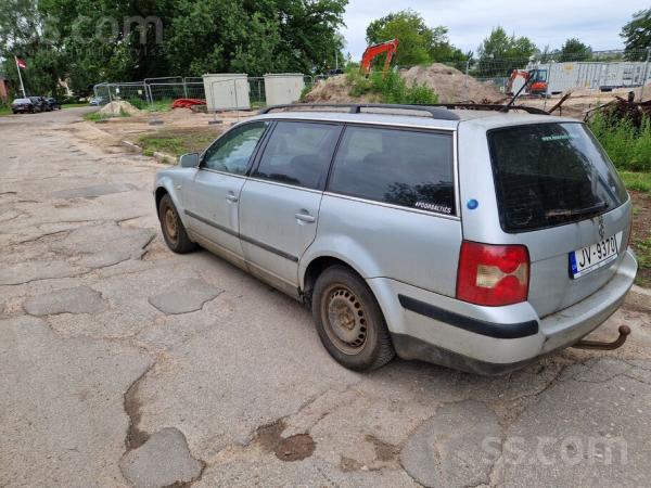 Серый Фольксваген Пассат Б5 2001 в Рига, объемом двигателя 2.00 л и пробегом 390 тыс. км за 800 €, фото 3 на AUTOMOTO.COM.LV