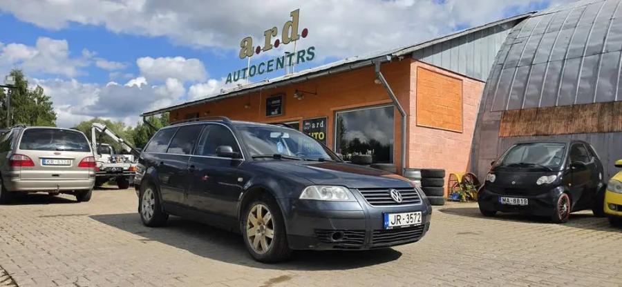 Pelēks Volkswagen Passat B5 2001 Valmiera, ar dzinēja tilpumu 1.90 L un nobraukumu 463 tūkst. km par 1200 €, foto 1 vietnē AUTOMOTO.COM.LV