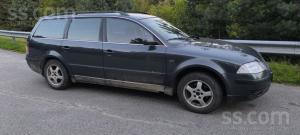Pelēks Volkswagen Passat B5 2001 Limbaži, ar dzinēja tilpumu 1.90 L un nobraukumu 0 tūkst. km par 1200 €, foto 4 vietnē AUTOMOTO.COM.LV