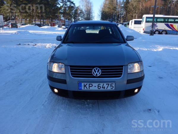 Pelēks Volkswagen Passat B5 2002 Rīga, ar dzinēja tilpumu 1.90 L un nobraukumu 281 tūkst. km par 2050 €, foto 3 vietnē AUTOMOTO.COM.LV