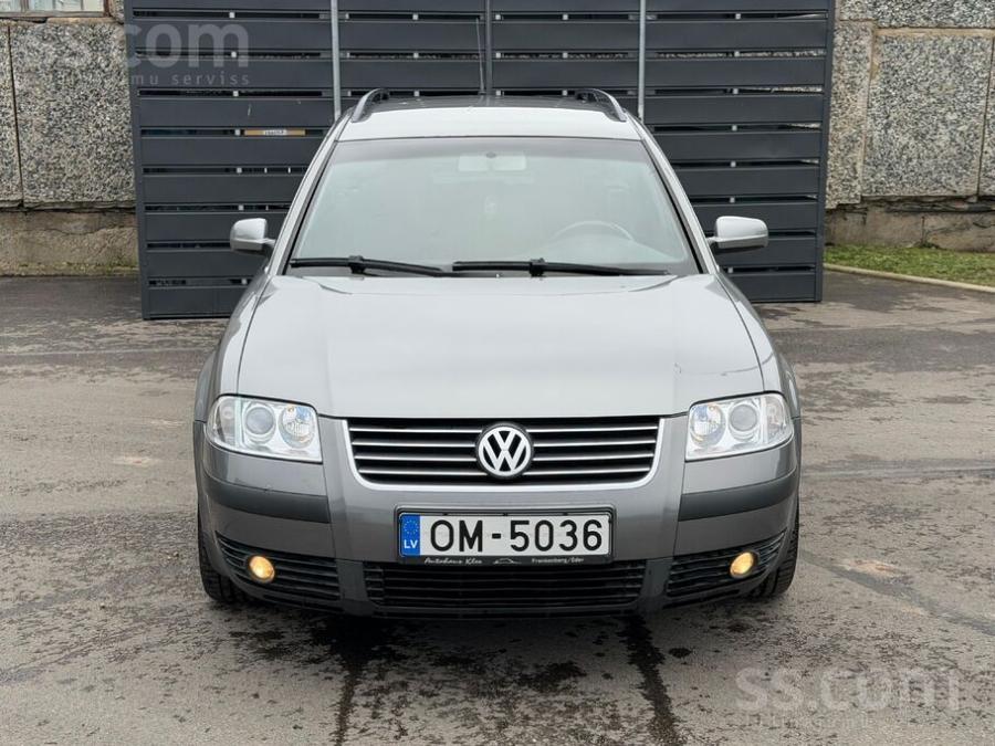 Pelēks Volkswagen Passat B5 2002 Ludza, ar dzinēja tilpumu 1.90 L un nobraukumu 325 tūkst. km par 2950 €, foto 1 vietnē AUTOMOTO.COM.LV