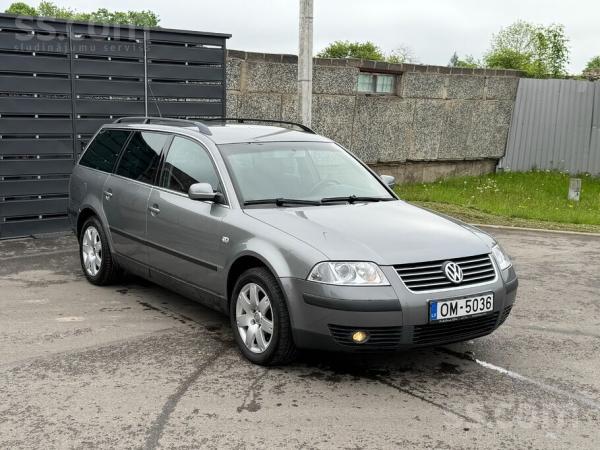 Grey Volkswagen Passat B5 2002 in Ludza, with an engine capacity of 1.90 L and mileage of 325 thousand km for 2950 €, photo 2 on AUTOMOTO.COM.LV