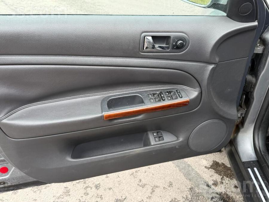 Pelēks Volkswagen Passat B5 2002 Ludza, ar dzinēja tilpumu 1.90 L un nobraukumu 325 tūkst. km par 2950 €, foto 10 vietnē AUTOMOTO.COM.LV