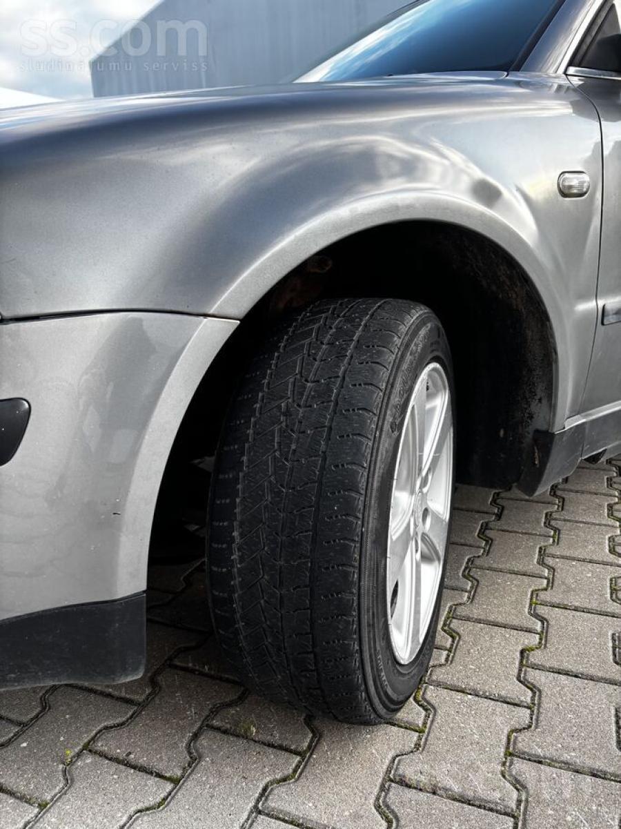 Pelēks Volkswagen Passat B5 2002 Balvi, ar dzinēja tilpumu 1.90 L un nobraukumu 338 tūkst. km par 1900 €, foto 9 vietnē AUTOMOTO.COM.LV