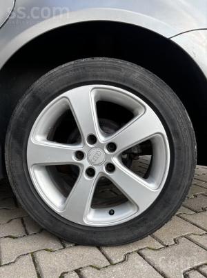 Pelēks Volkswagen Passat B5 2002 Balvi, ar dzinēja tilpumu 1.90 L un nobraukumu 338 tūkst. km par 1900 €, foto 10 vietnē AUTOMOTO.COM.LV