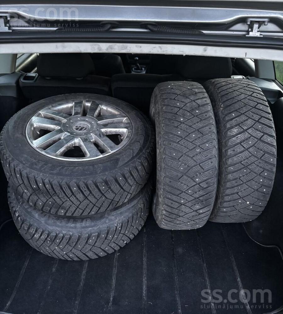 Pelēks Volkswagen Passat B5 2002 Balvi, ar dzinēja tilpumu 1.90 L un nobraukumu 338 tūkst. km par 1900 €, foto 16 vietnē AUTOMOTO.COM.LV