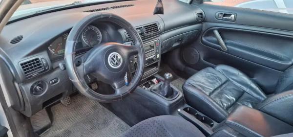 Grey Volkswagen Passat B5 2002 in Valmiera, with an engine capacity of 1.90 L and mileage of 382 thousand km for 1200 €, photo 8 on AUTOMOTO.COM.LV