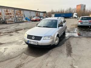 Grey Volkswagen Passat B5 2002 in Riga, with an engine capacity of 1.90 L and mileage of 370 thousand km for 1090 €, photo  on AUTOMOTO.COM.LV