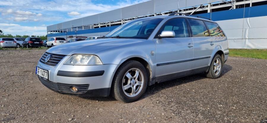 Grey Volkswagen Passat B5 2002 in Riga, with an engine capacity of 2.00 L and mileage of 316 thousand km for 1550 €, photo 1 on AUTOMOTO.COM.LV
