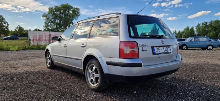 Grey Volkswagen Passat B5 2002 in Riga, with an engine capacity of 2.00 L and mileage of 316 thousand km for 1550 €, photo 4 on AUTOMOTO.COM.LV