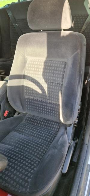 Grey Volkswagen Passat B5 2002 in Riga, with an engine capacity of 2.00 L and mileage of 316 thousand km for 1550 €, photo 18 on AUTOMOTO.COM.LV