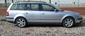 Grey Volkswagen Passat B5 2002 in Liepaja, with an engine capacity of 1.90 L and mileage of 230 thousand km for 1440 €, photo 3 on AUTOMOTO.COM.LV