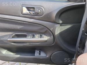 Grey Volkswagen Passat B5 2002 in Liepaja, with an engine capacity of 1.90 L and mileage of 230 thousand km for 1440 €, photo 11 on AUTOMOTO.COM.LV