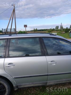 Grey Volkswagen Passat B5 2002 in Jekabpils, with an engine capacity of 1.90 L and mileage of 354 thousand km for 1100 €, photo 6 on AUTOMOTO.COM.LV