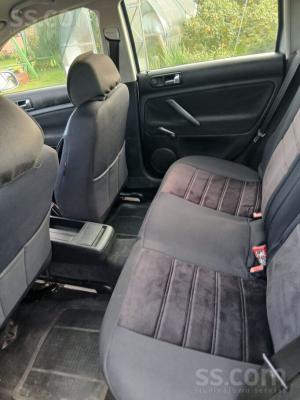Grey Volkswagen Passat B5 2002 in Jekabpils, with an engine capacity of 1.90 L and mileage of 354 thousand km for 1100 €, photo 8 on AUTOMOTO.COM.LV