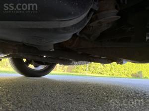 Pelēks Volkswagen Passat B5 2002 Rīga, ar dzinēja tilpumu 1.90 L un nobraukumu 326 tūkst. km par 3050 €, foto 30 vietnē AUTOMOTO.COM.LV