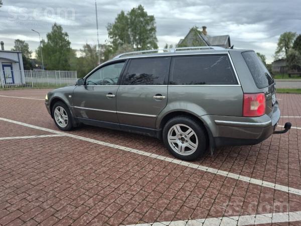 Grey Volkswagen Passat B5 2002 in Preili, with an engine capacity of 1.90 L and mileage of 423 thousand km for 2300 €, photo 5 on AUTOMOTO.COM.LV