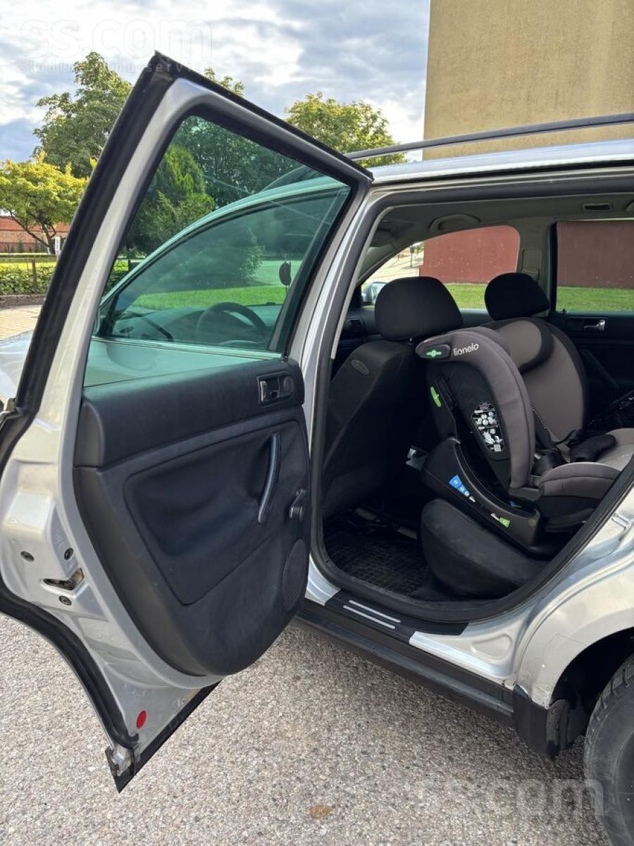 Pelēks Volkswagen Passat B5 2002 Balvi, ar dzinēja tilpumu 2.00 L un nobraukumu 290 tūkst. km par 1100 €, foto 12 vietnē AUTOMOTO.COM.LV