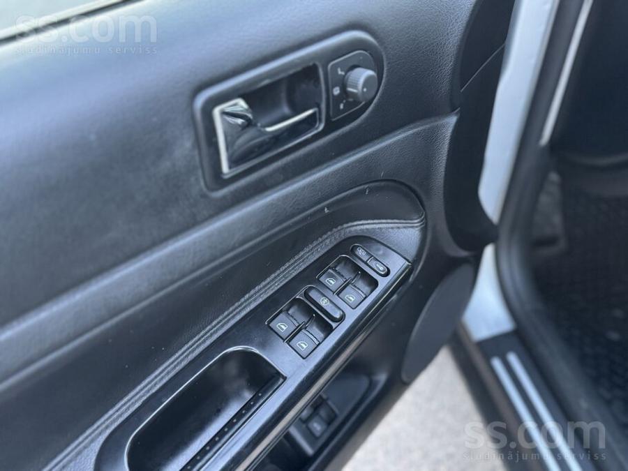 Pelēks Volkswagen Passat B5 2002 Jelgava, ar dzinēja tilpumu 1.90 L un nobraukumu 325 tūkst. km par 2000 €, foto 12 vietnē AUTOMOTO.COM.LV