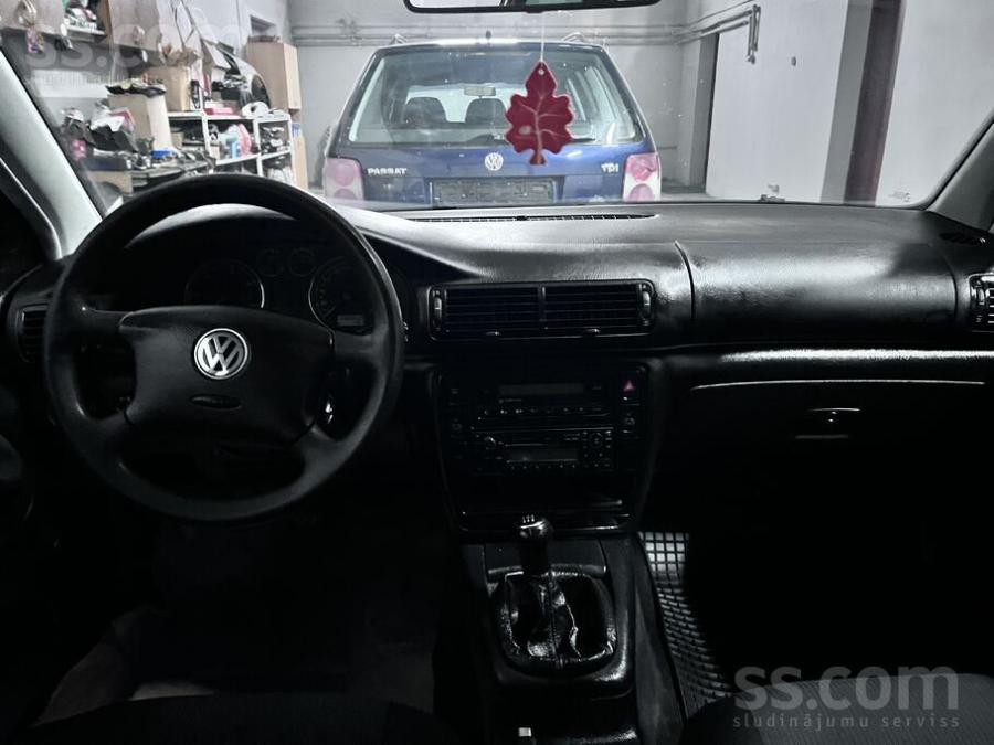 Серый Фольксваген Пассат Б5 2002 в Даугавпилс, объемом двигателя 1.90 л и пробегом 283 тыс. км за 1999 €, фото 18 на AUTOMOTO.COM.LV