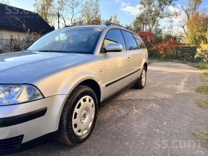 Pelēks Volkswagen Passat B5 2002 Daugavpils, ar dzinēja tilpumu 1.90 L un nobraukumu 283 tūkst. km par 1899 €, foto 11 vietnē AUTOMOTO.COM.LV