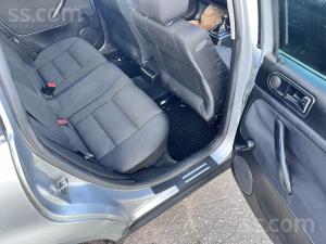 Pelēks Volkswagen Passat B5 2002 Daugavpils, ar dzinēja tilpumu 1.90 L un nobraukumu 283 tūkst. km par 1899 €, foto 17 vietnē AUTOMOTO.COM.LV
