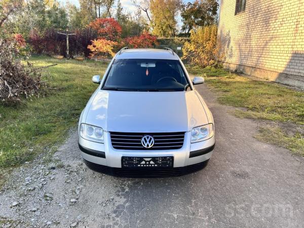 Grey Volkswagen Passat B5 2002 in Daugavpils, with an engine capacity of 1.90 L and mileage of 283 thousand km for 1799 €, photo 8 on AUTOMOTO.COM.LV