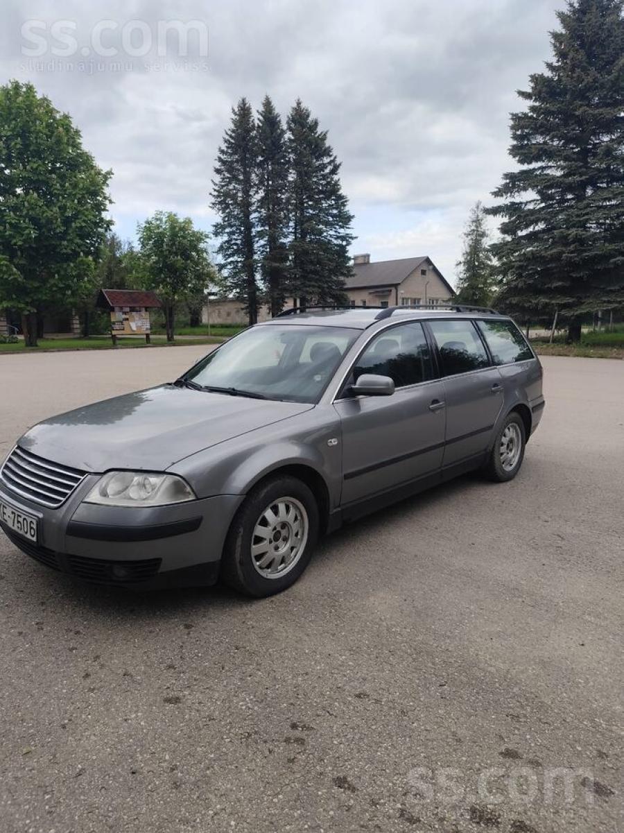 Grey Volkswagen Passat B5 2003 in Rezekne, with an engine capacity of 1.90 L and mileage of 430 thousand km for 700 €, photo 1 on AUTOMOTO.COM.LV