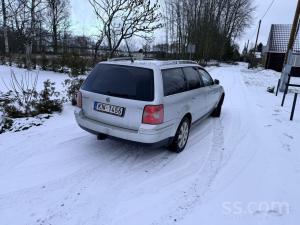 Grey Volkswagen Passat B5 2003 in Preili, with an engine capacity of 1.90 L and mileage of 332 thousand km for 2200 €, photo 7 on AUTOMOTO.COM.LV