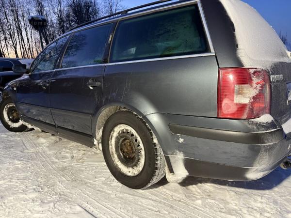 Grey Volkswagen Passat B5 2003 in Rezekne, with an engine capacity of 1.90 L and mileage of 408 thousand km for 1990 €, photo 2 on AUTOMOTO.COM.LV