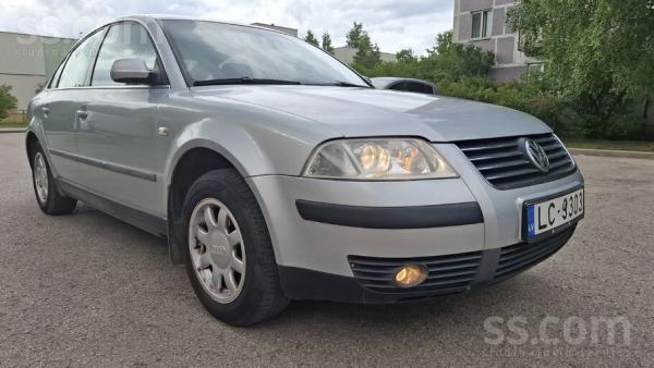 Grey Volkswagen Passat B5 2003 in Daugavpils, with an engine capacity of 1.60 L and mileage of 243 thousand km for 1400 €, photo 1 on AUTOMOTO.COM.LV