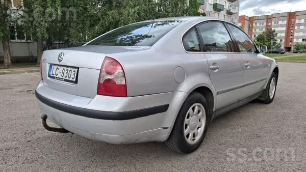 Grey Volkswagen Passat B5 2003 in Daugavpils, with an engine capacity of 1.60 L and mileage of 243 thousand km for 1400 €, photo 8 on AUTOMOTO.COM.LV