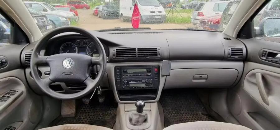 Pelēks Volkswagen Passat B5 2003 Valmiera, ar dzinēja tilpumu 1.60 L un nobraukumu 365 tūkst. km par 1350 €, foto 10 vietnē AUTOMOTO.COM.LV