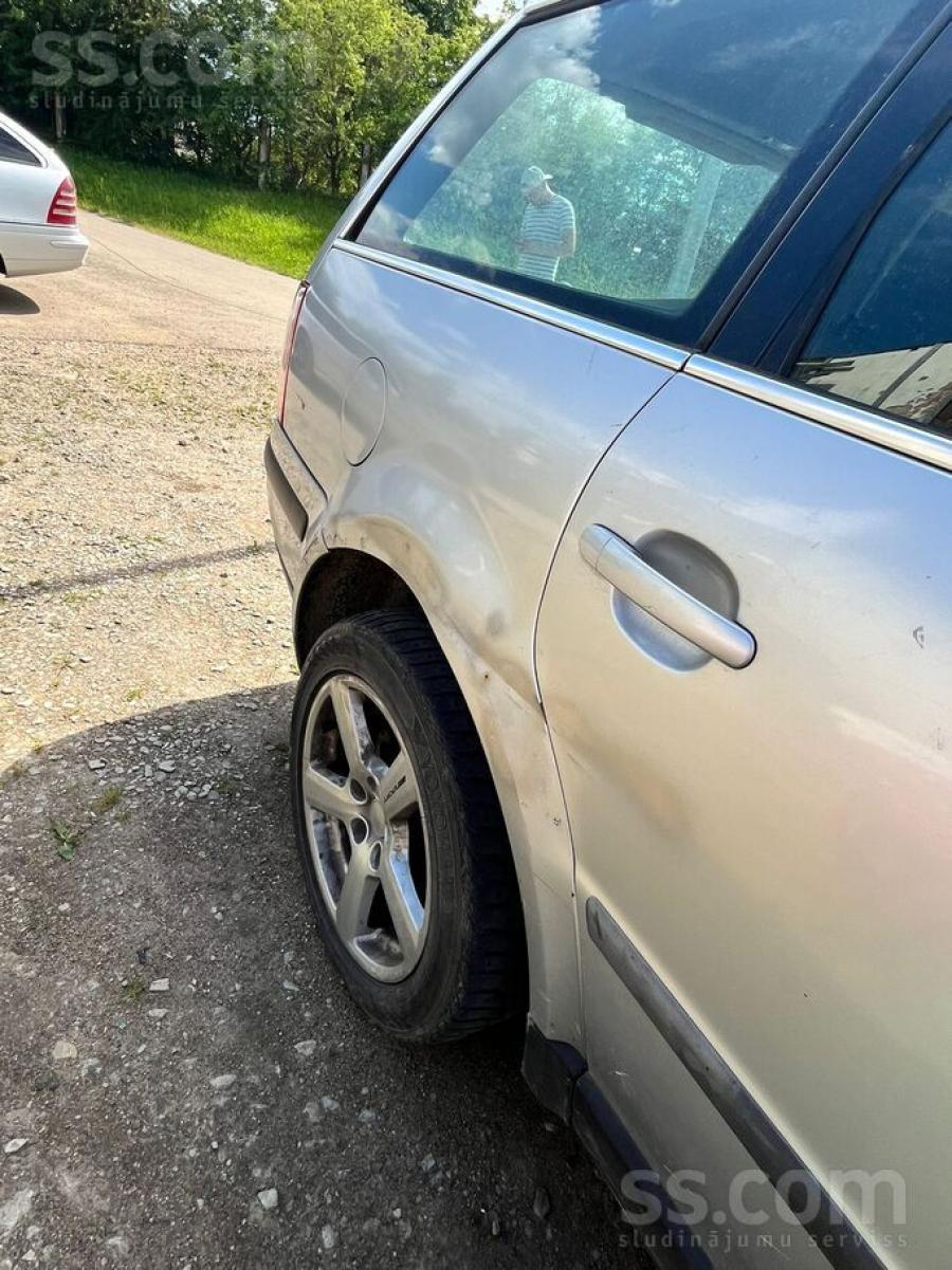 Pelēks Volkswagen Passat B5 2003 Aizkraukle, ar dzinēja tilpumu 1.90 L un nobraukumu 282 tūkst. km par 500 €, foto 5 vietnē AUTOMOTO.COM.LV