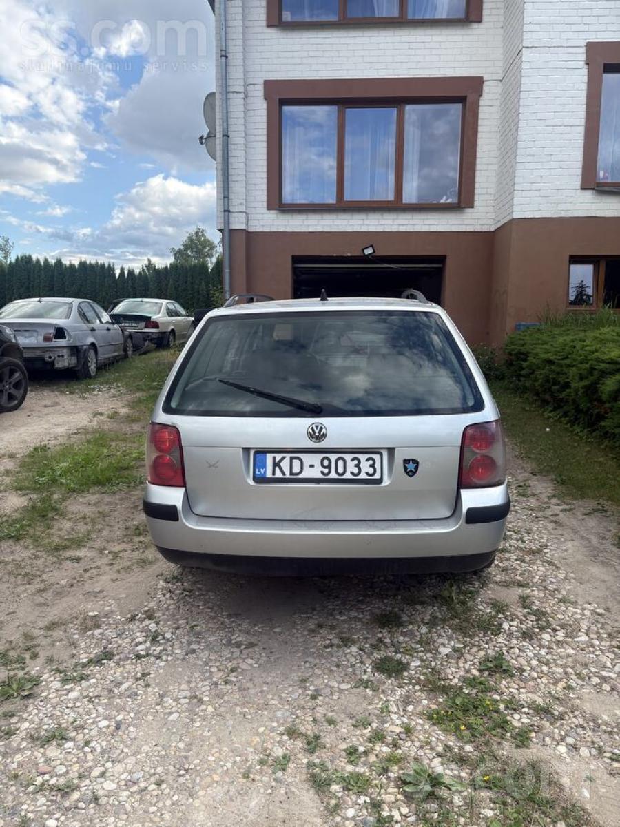 Pelēks Volkswagen Passat B5 2003 Rīga, ar dzinēja tilpumu 1.90 L un nobraukumu 368 tūkst. km par 2700 €, foto 4 vietnē AUTOMOTO.COM.LV