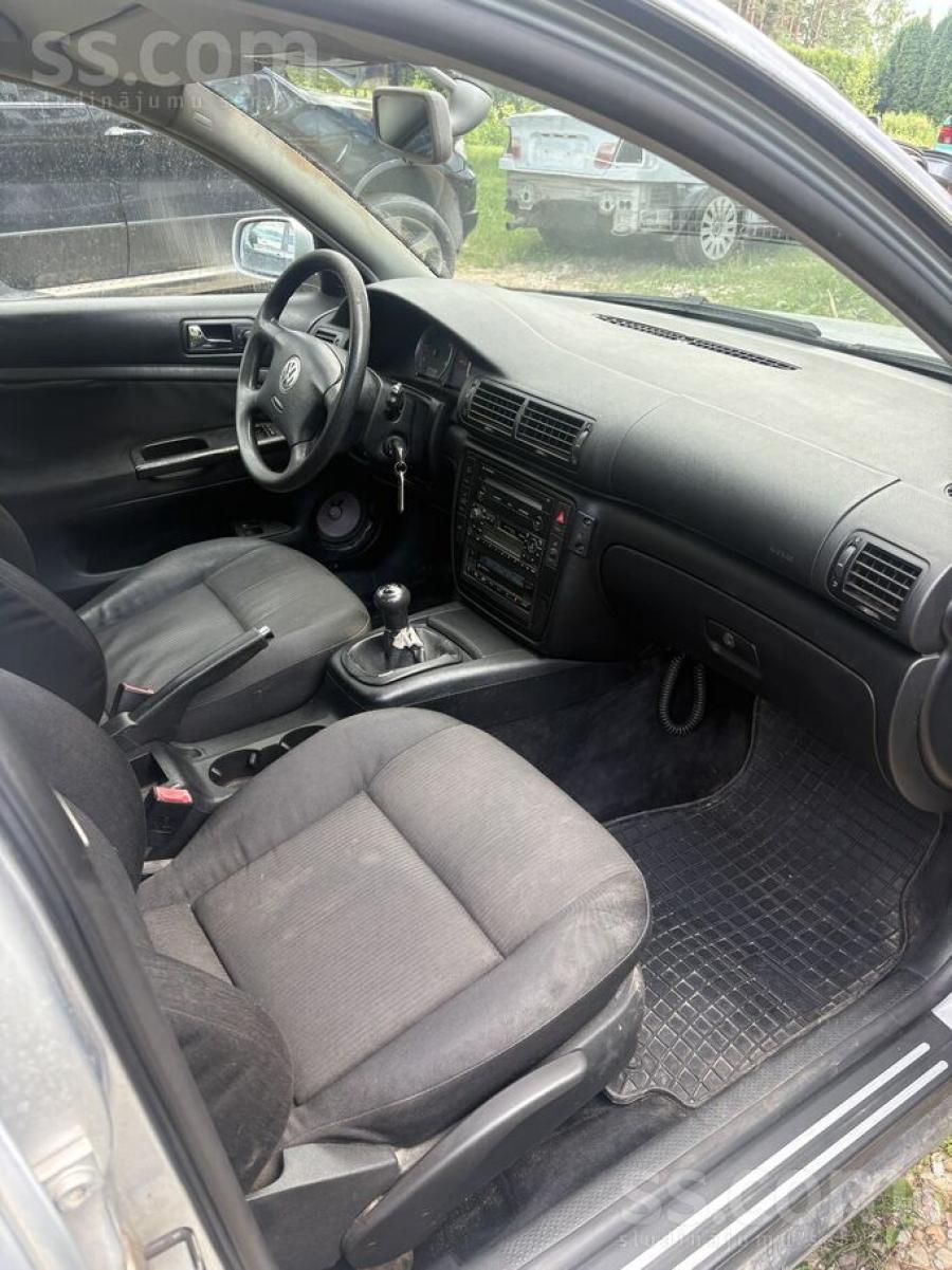 Pelēks Volkswagen Passat B5 2003 Rīga, ar dzinēja tilpumu 1.90 L un nobraukumu 368 tūkst. km par 2700 €, foto 6 vietnē AUTOMOTO.COM.LV