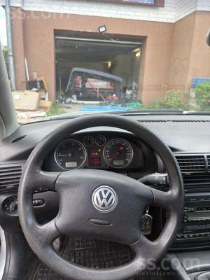 Pelēks Volkswagen Passat B5 2003 Rīga, ar dzinēja tilpumu 1.90 L un nobraukumu 368 tūkst. km par 2700 €, foto 9 vietnē AUTOMOTO.COM.LV