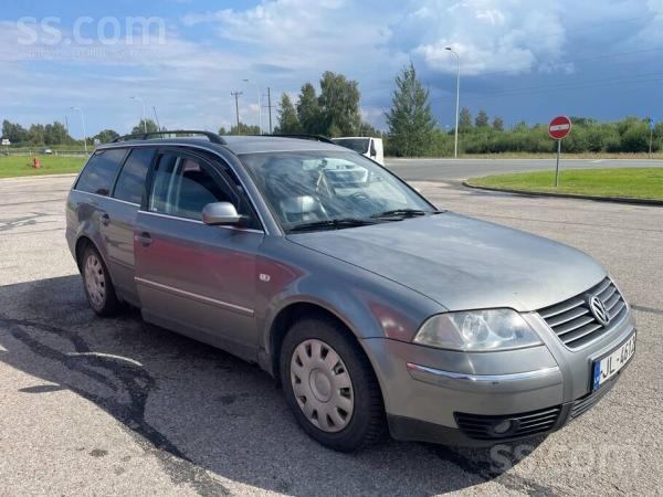 Grey Volkswagen Passat B5 2003 in Saldus, with an engine capacity of 1.90 L and mileage of 421 thousand km for 1600 €, photo 3 on AUTOMOTO.COM.LV