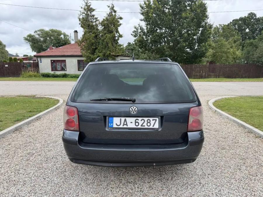 Pelēks Volkswagen Passat B5 2003 Ventspils, ar dzinēja tilpumu 1.90 L un nobraukumu 381 tūkst. km par 1450 €, foto 6 vietnē AUTOMOTO.COM.LV