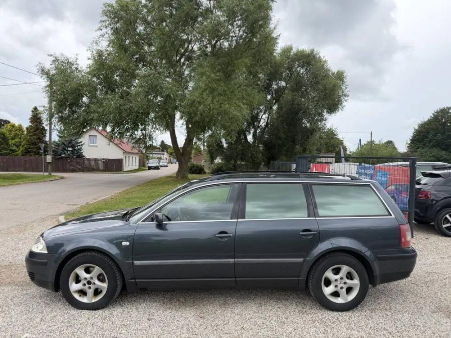 Pelēks Volkswagen Passat B5 2003 Ventspils, ar dzinēja tilpumu 1.90 L un nobraukumu 381 tūkst. km par 1450 €, foto 9 vietnē AUTOMOTO.COM.LV